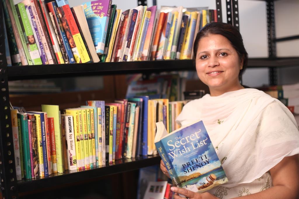 What are the best colleges for studying library science in India ...